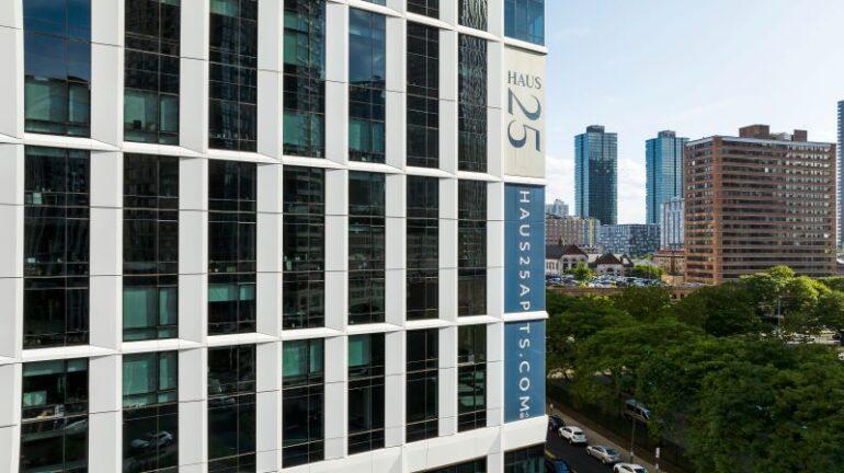 Veris to be acquired by Affinius Capital-led group in $3.4 billion all ...