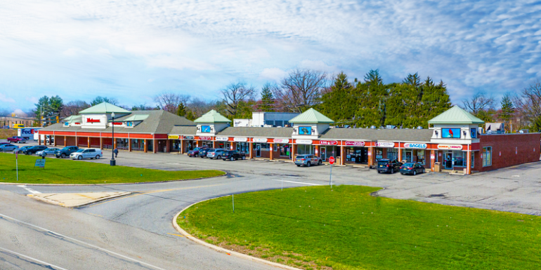 Azarian: Smoothie, juice bar takes final space at Fairfield shopping ...